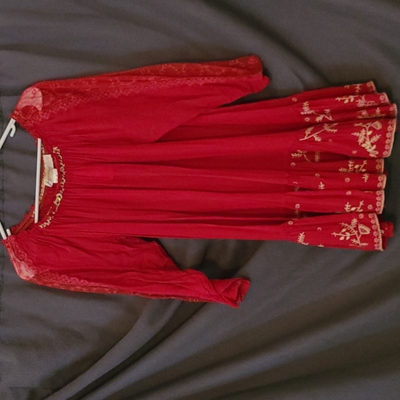 Urban Mangoz | Tops | Urban Mangoz Red Tunic Top With Flowers | Poshmark